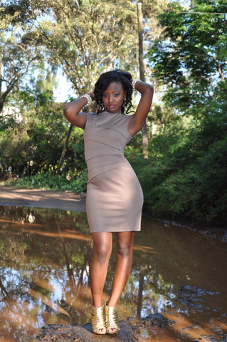 Picha: Wajua kuwa Vanessa Mdee ana dada aliyekuwa mtangazaji maarufu wa ...