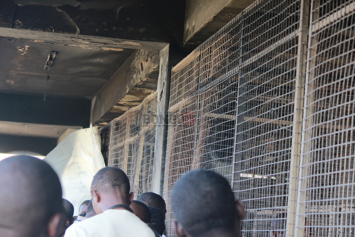 Picha: Moto uliozuka katika jengo la Machinga Complex jijini Dar ...