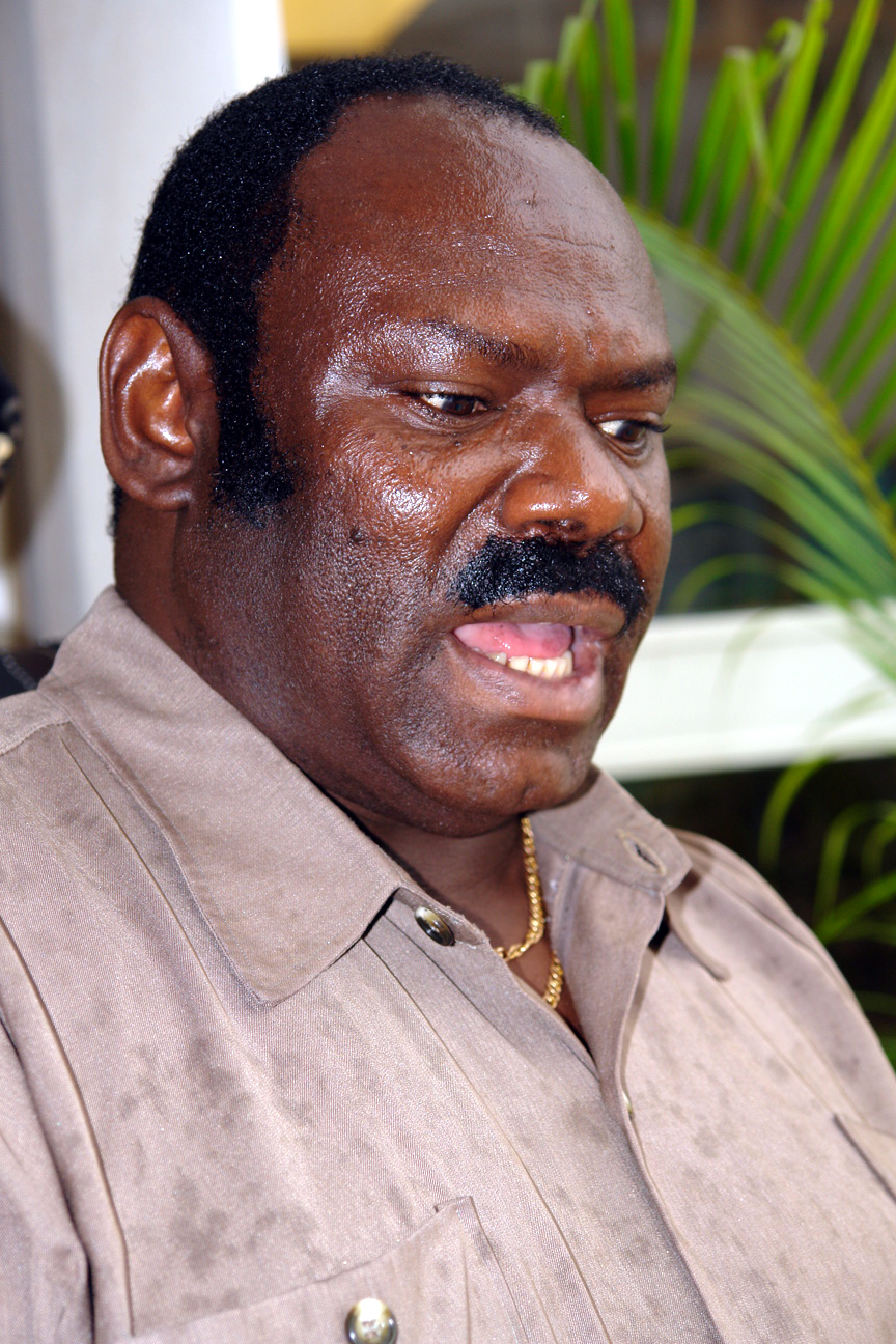 Tanzia: Kapteni John Komba afariki dunia – Bongo5.com