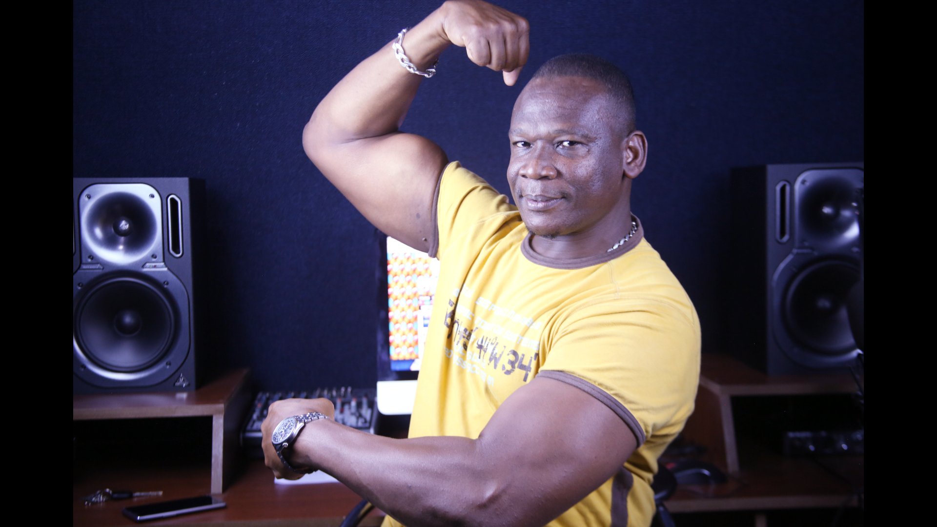 Video: Ifahamu historia ya Jimmy Master (J Plus) – Sehemu ya Kwanza ...