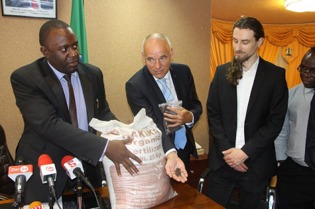 Video: Kiwanda cha mbolea kitaifanya Kinondoni kuwa safi – Meya ...