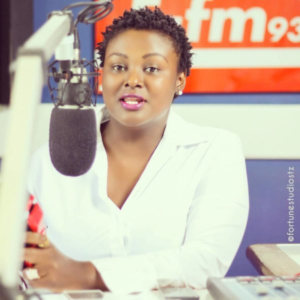 Video: Dina Marious aja kivingine, Mpoki na Msami ndani – Bongo5.com