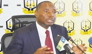 Alphayo Kidata Kamishna Mkuu TRA, amrithi Edwin Mhede – Bongo5.com