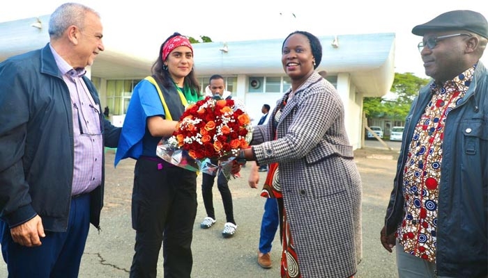 Mtanzania aliyepanda Mlima Everest, binti mdogo kuliko wote Afrika ...