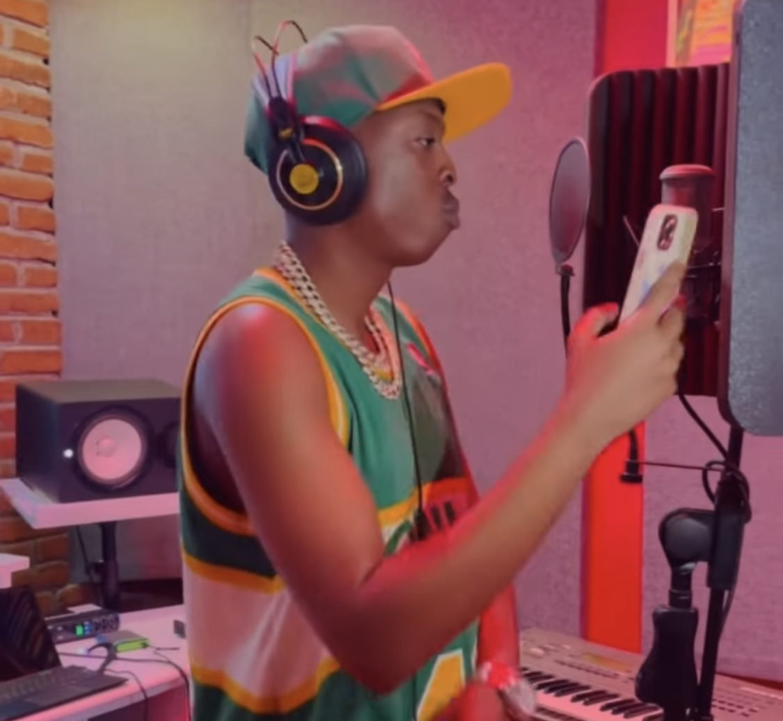 Rapper Young Lunya asainiwa lebo ya Rockstar Africa – Bongo5.com