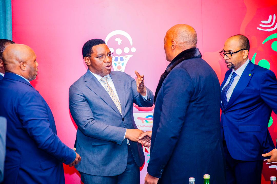 Makonda akutana na Rais wa CAF Morocco – Bongo5.com